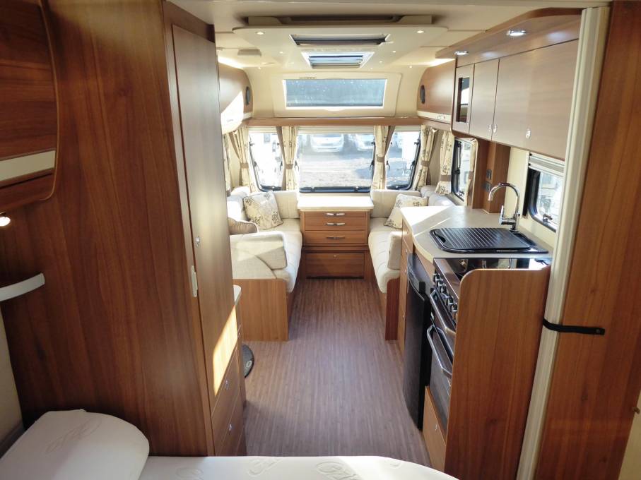 Elddis Affinity 554 2016