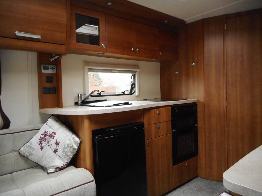 Elddis Affinity 482 2013
