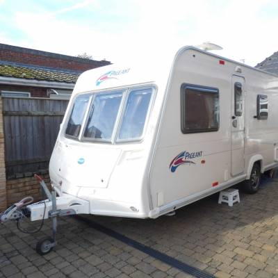 Bailey Pageant Burgundy series 6