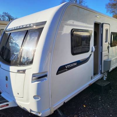 Coachman Vision 560/4
