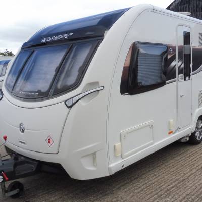 Swift Elegance 645 twin axle 4 berth fixed bed caravan for sale