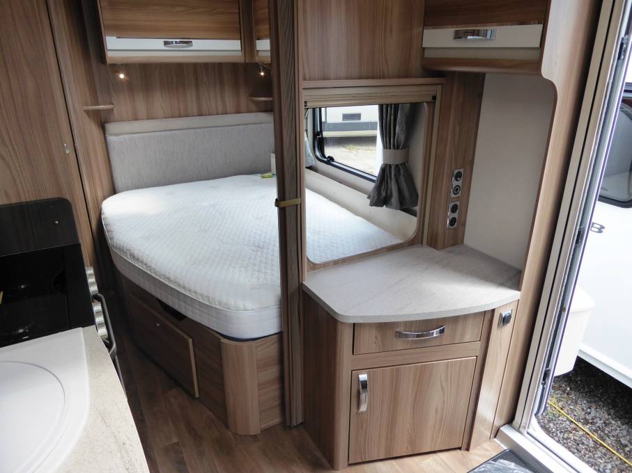 Swift Challenger SE 570 2015