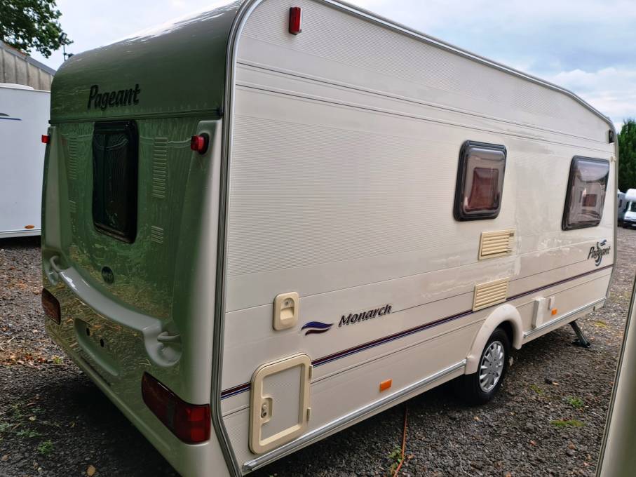 Bailey Pageant Monarch 2003