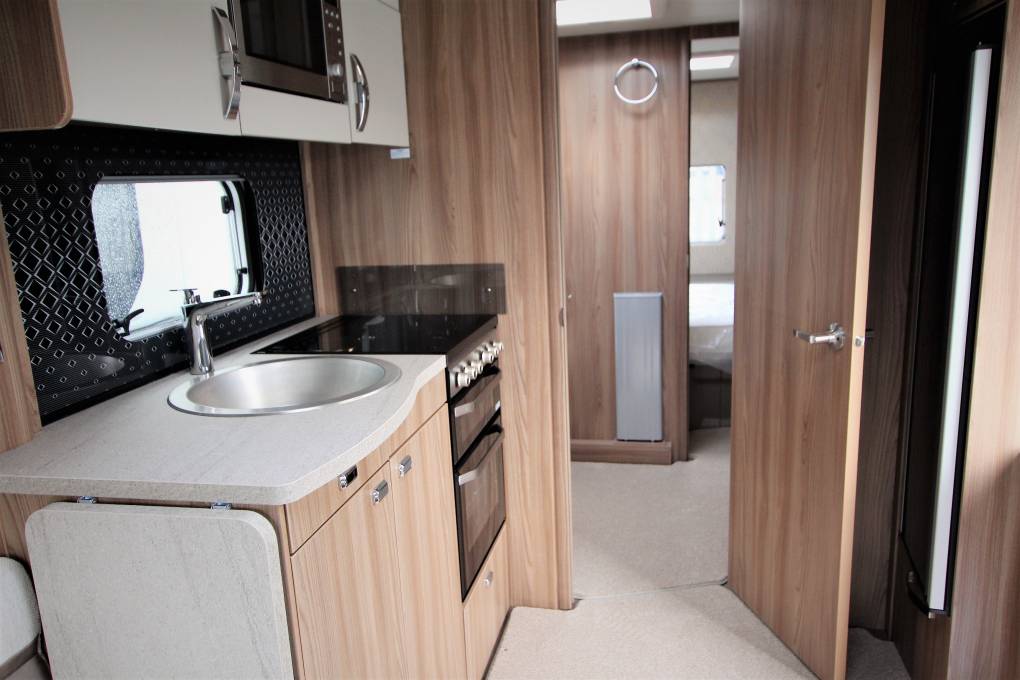 Swift Elite X 835 AL 2021 4 Berth Caravan