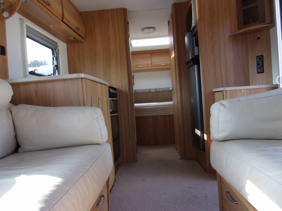 Lunar Delta Ti Caravan