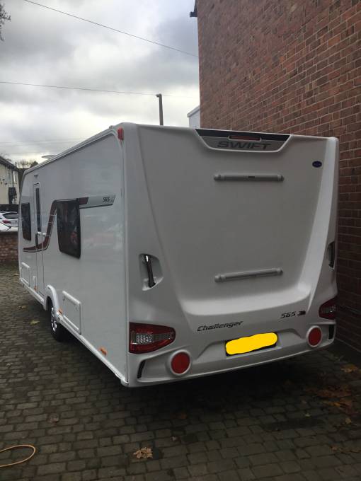Swift Challenger 565 4 Berth Rear Washroom Single Twin Bed Caravan For Sale