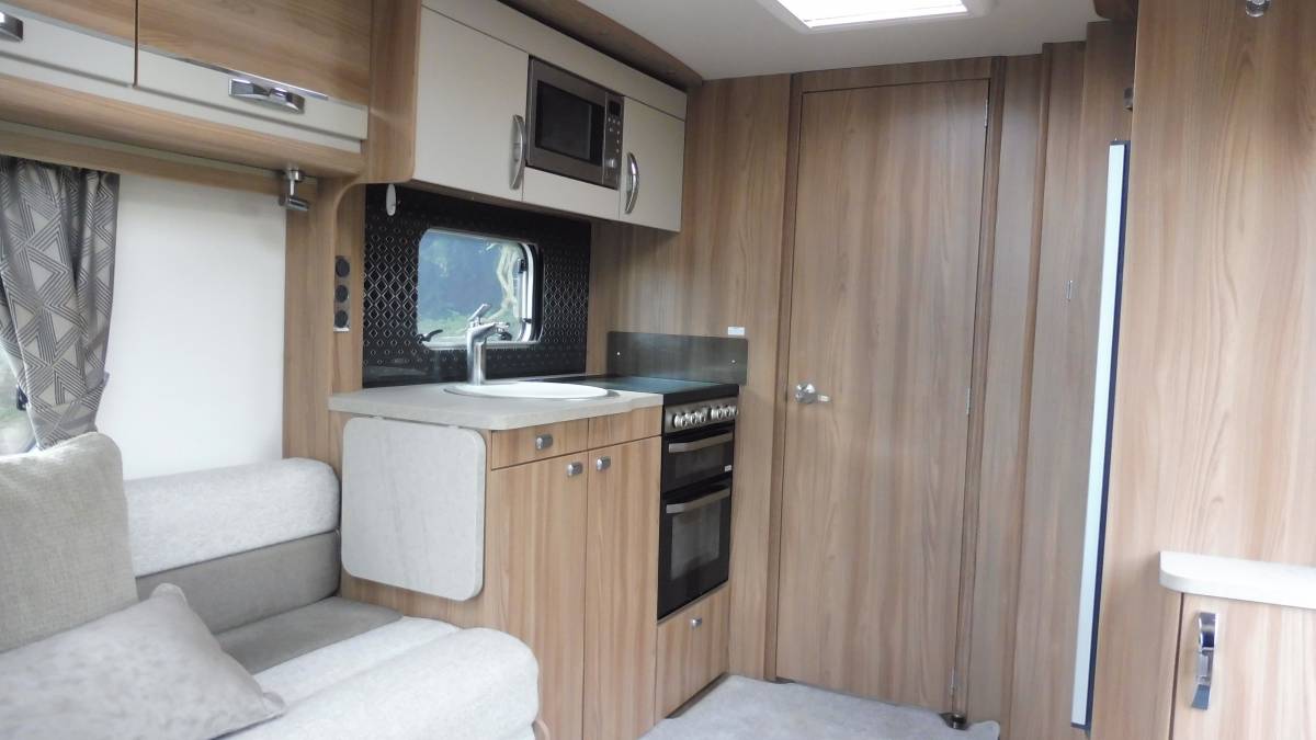 Swift Challenger X 850 4 berth island bed caravan for sale