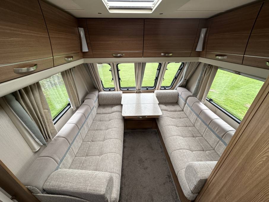 Compass Carona 566 6 Berth single axel 2016 caravan