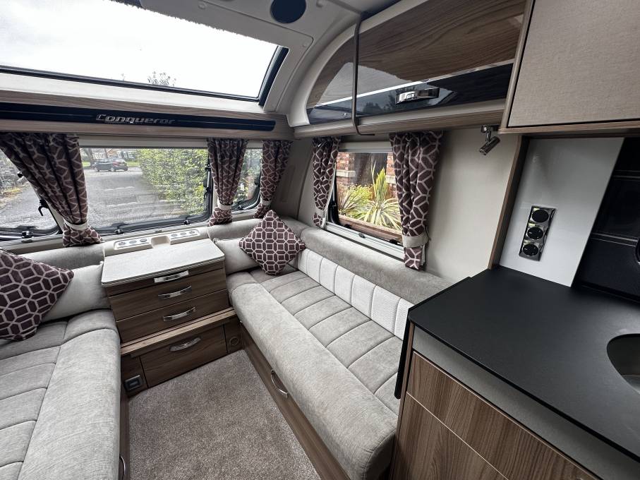 Swift Conqueror 645 Twin Axle Caravan For Sale