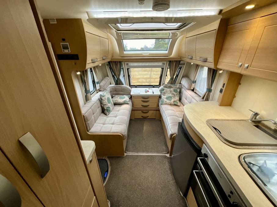 Compass Rallye 574, 2014, 4 berth rear washroom caravan for sale