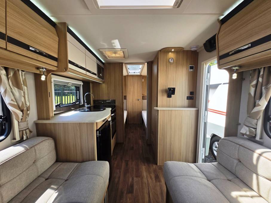 Coachman Pastiche 565 2017