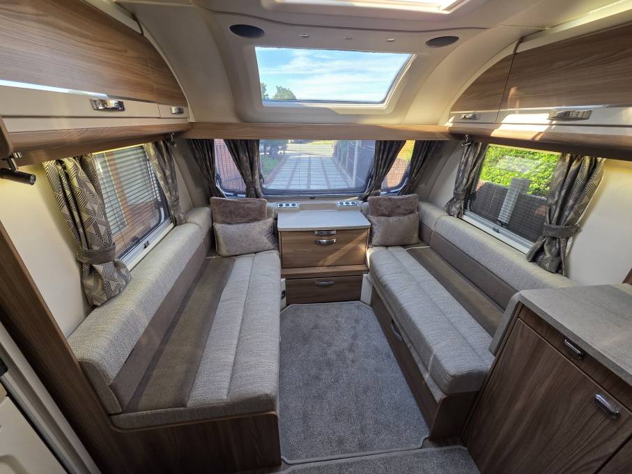 Swift Challenger X 835 8FT Wide Middle Bathroom Caravan For Sale